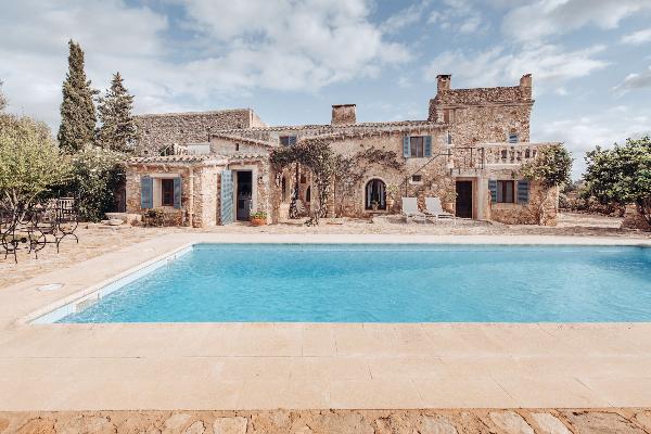 High-end Charm in Mallorca Traditional Estate with Private Pool and Hot ... High-end Charm in Mallorca Traditional Estate with Private Pool and Hot ...