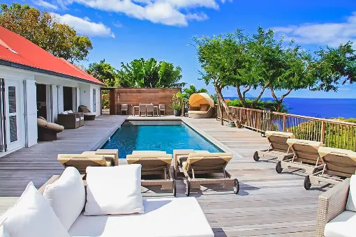 Serene Seaside Estate with Private Pool and Ocean Views from VILLAWAY ...