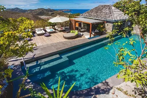 Lavish Villa with Private Pool and Zen Garden from VILLAWAY® | VILLAWAY®