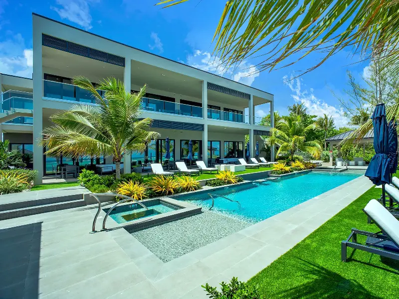 Beautiful Beachfront Resort Villa with Gorgeous Pool and Stunning Sea ...