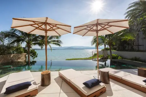 Tranquil Beachfront Villa with Infinity Pool from VILLAWAY® | VILLAWAY®