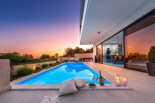 Relaxing Villa with Pool and Adriatic Sea Views from VILLAWAY® | VILLAWAY®