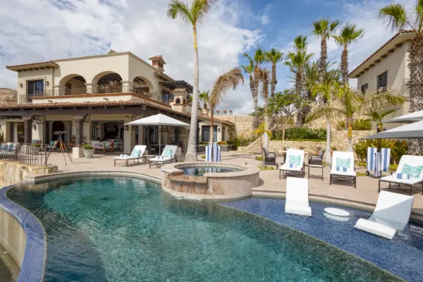 Elegantly Appointed Five Bedroom Villa with Private Infinity Pool ...